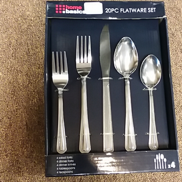 Home Basics | Kitchen | Flatware Set | Poshmark